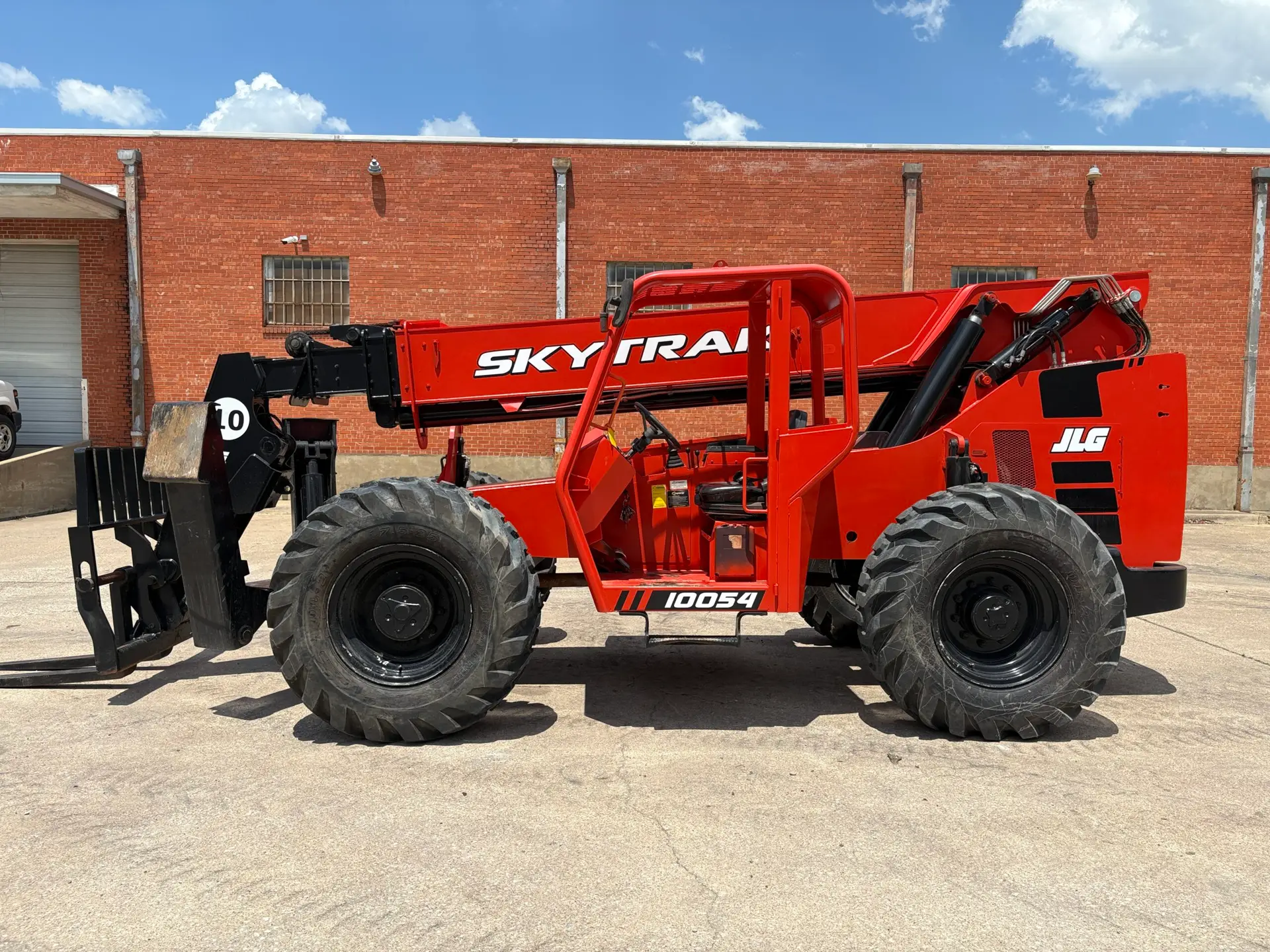 2018 Skytrak 10054 ONLY 2800 Hours! | 4K Lift Company
