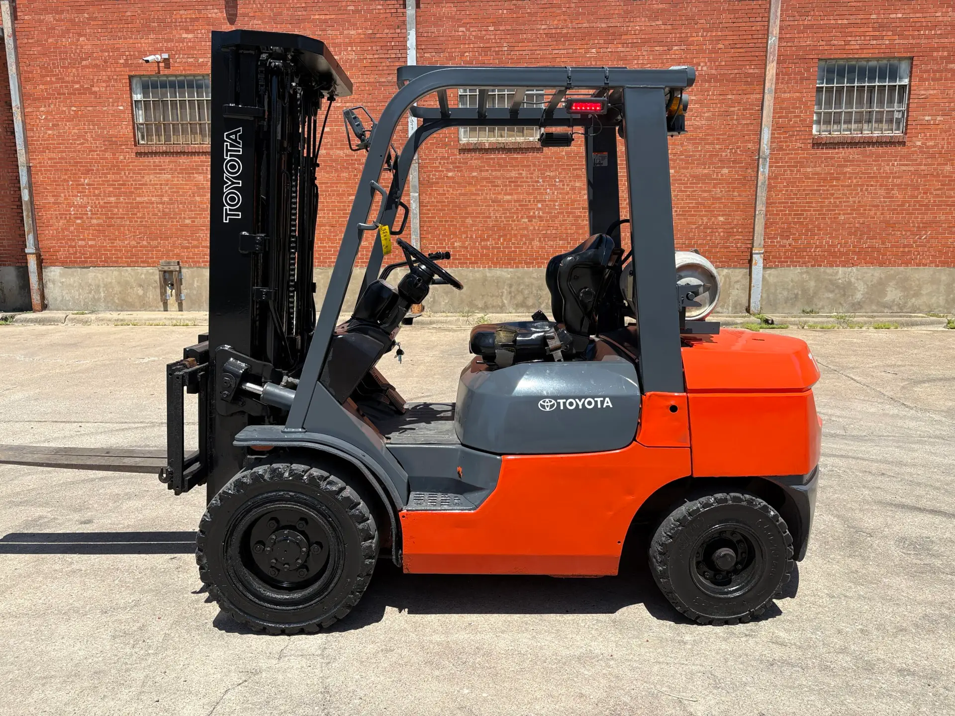 Toyota 7FGU30 6000# | 4K Lift Company