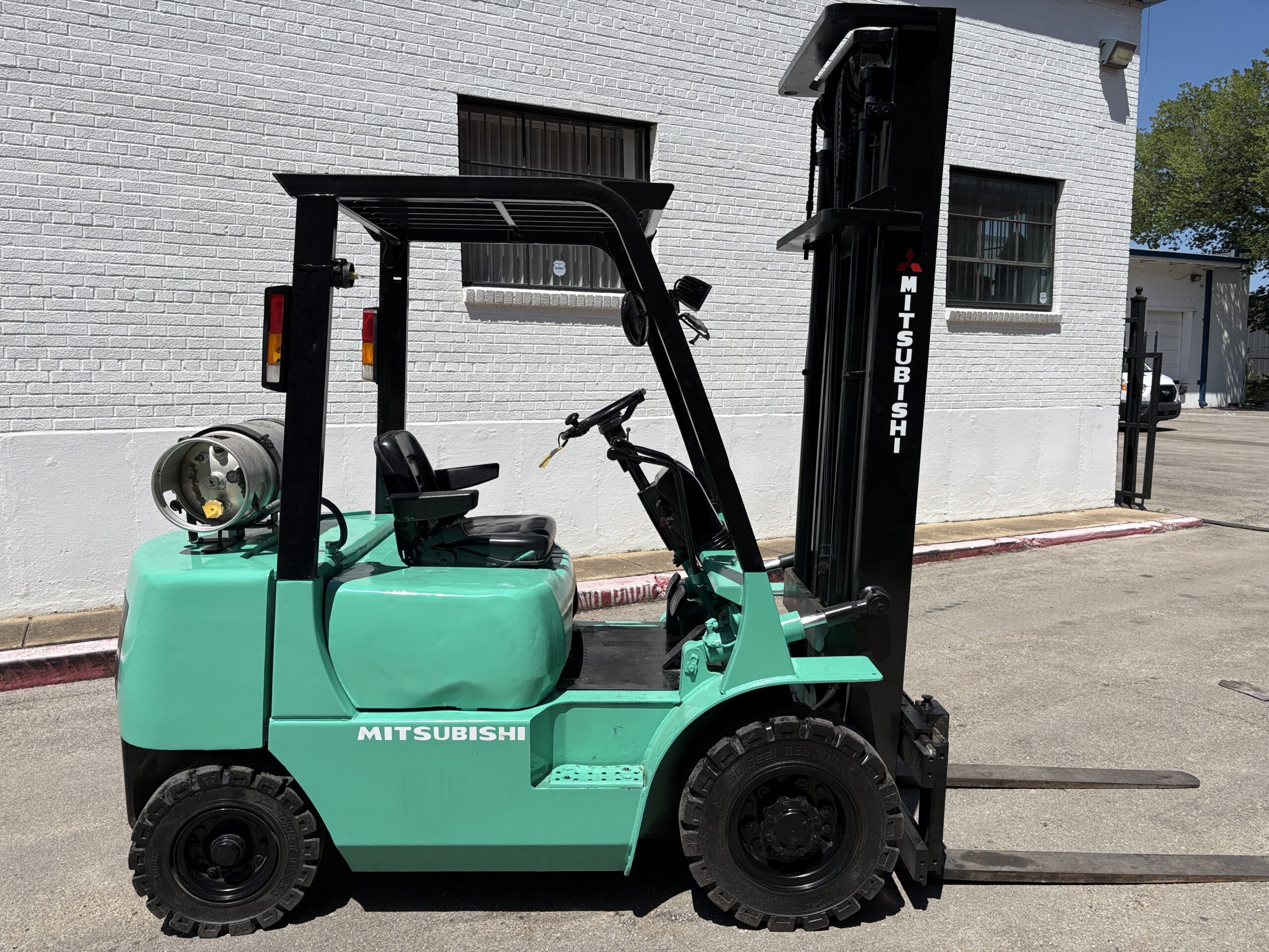 Mitsubishi FG25K 5000# | 4K Lift Company
